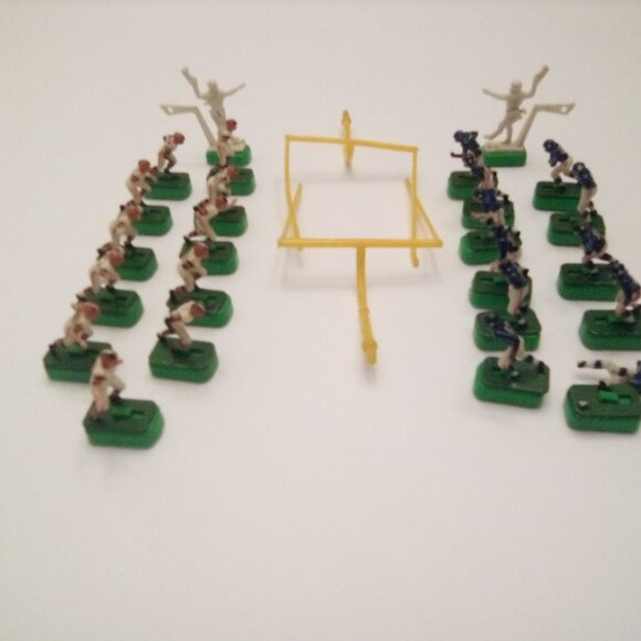 unknown | Video Games & Consoles | Game Pieces For Electric Football ...